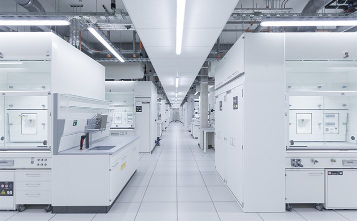 Chemical cabinet: safe storage of chemical substances