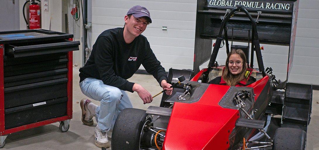 Waldner Magazin | Formula Student – mit Vollgas durchs Studium